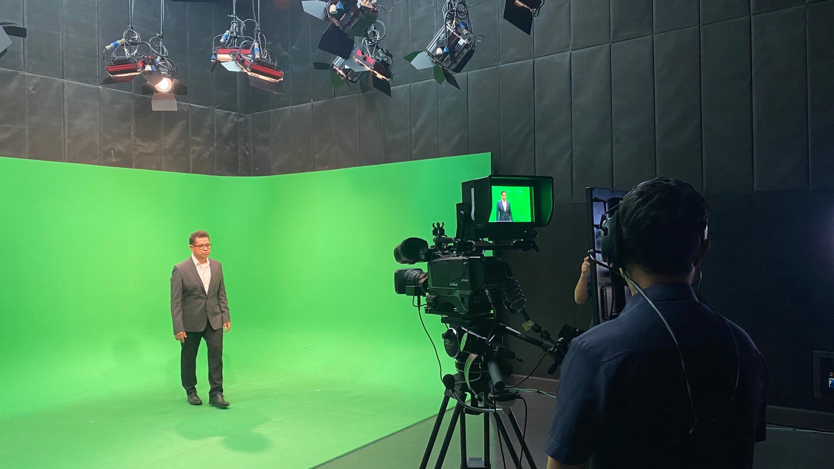 DLTV มูลนิธิการศึกษาทางไกลผ่านดาวเทียม